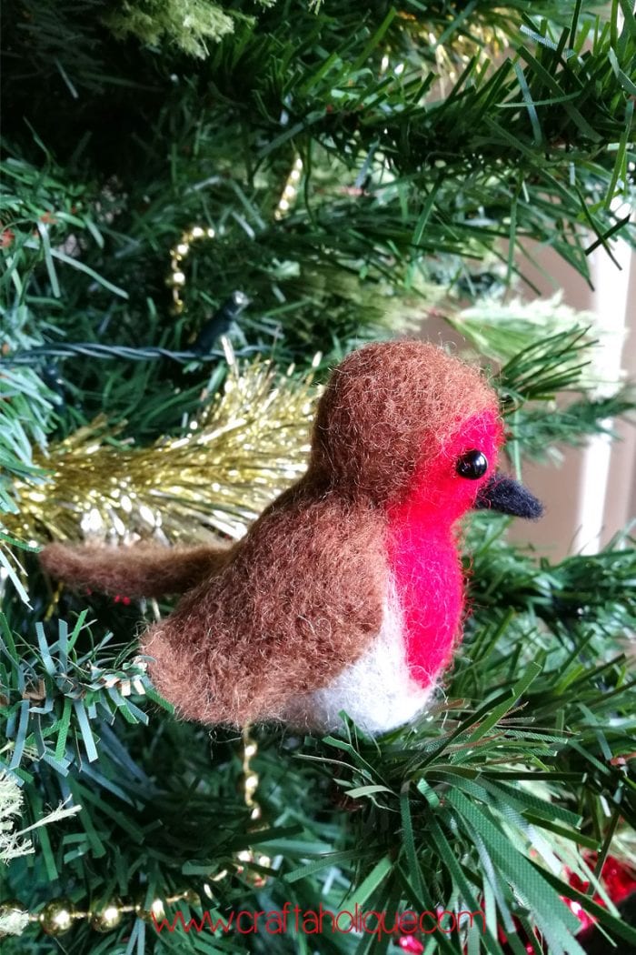 How to Make a Needle Felted Robin - Craftaholique