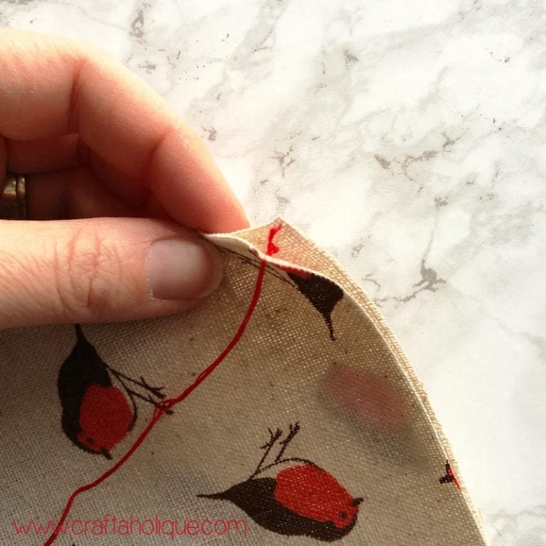 Table Decor Tutorial: Removable Coaster Covers - Craftaholique